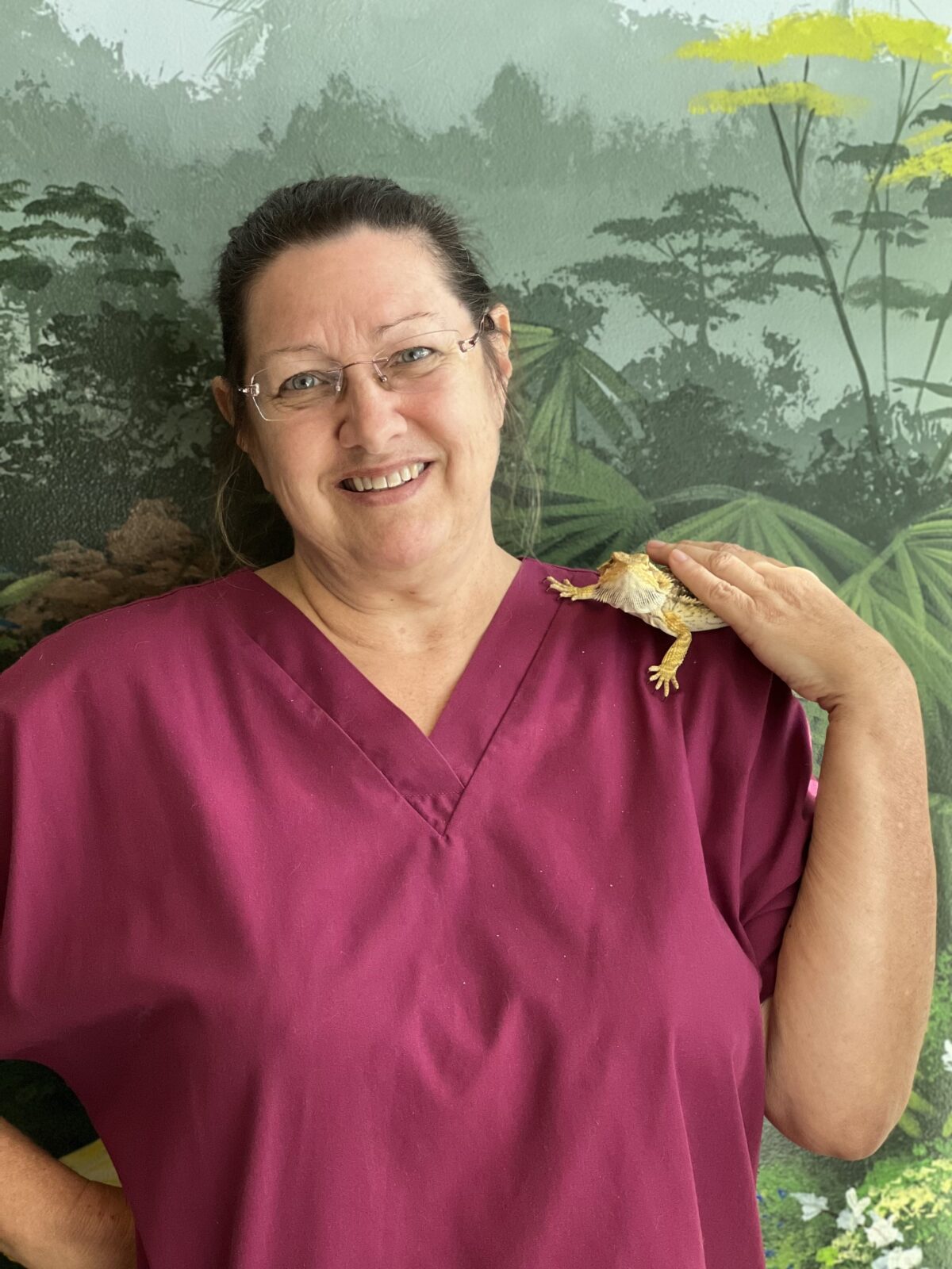 Meet Our Client Service Representatives | The Bird And Exotic Hospital